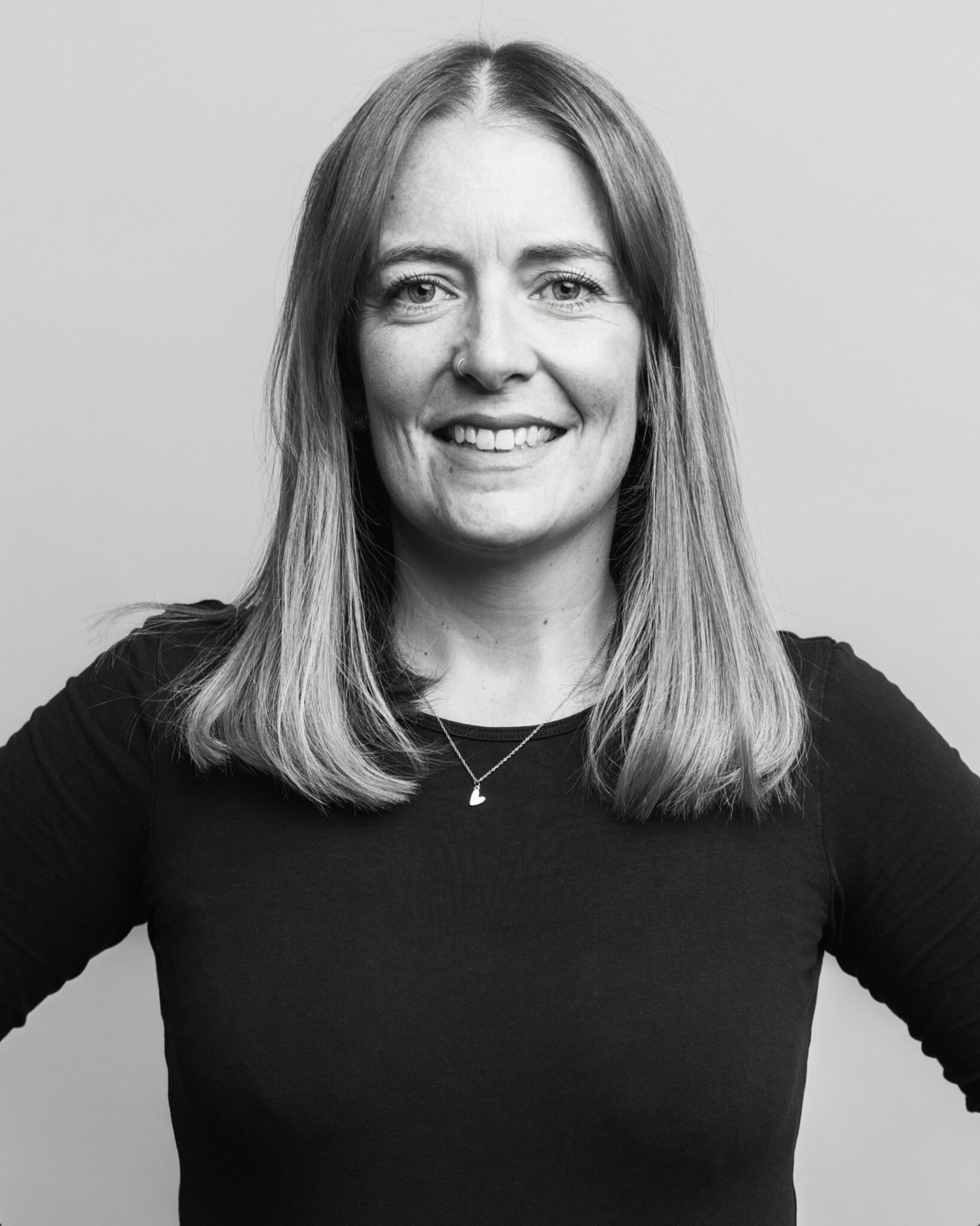 Über uns - Schwarz+Matt